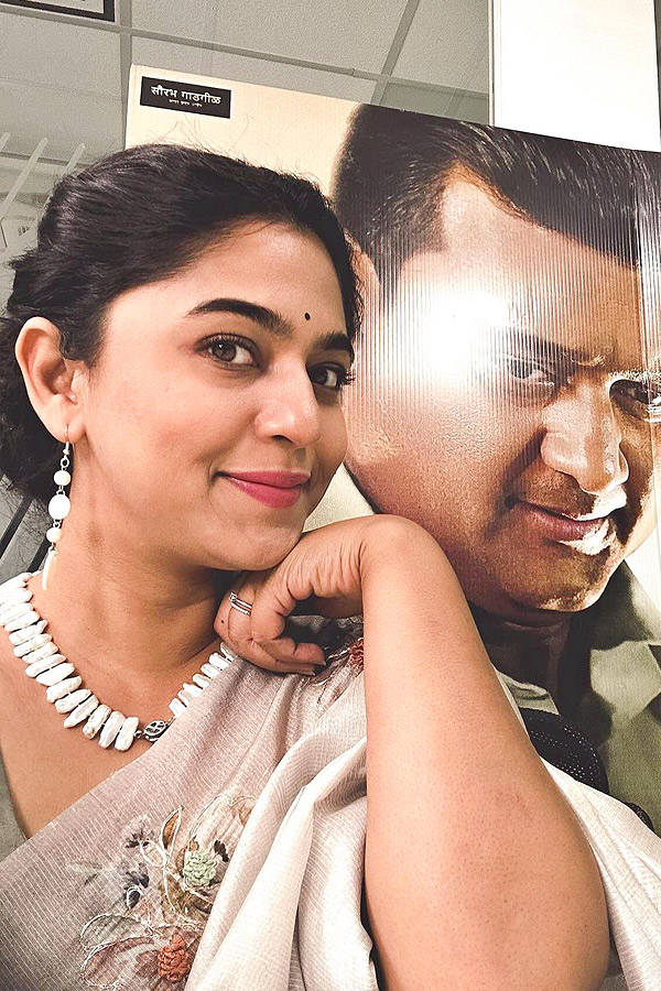 Mrunmayee Deshpande Photos: ఇండస్ట్రీలో సింగిల్‌ పీస్‌.. అందం,అభినయం ...