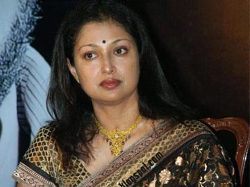 కేన్సర్ ఎవేర్నెస్ కలిగించాలి: హీరోయిన్ | Actress Gautami addresses ...