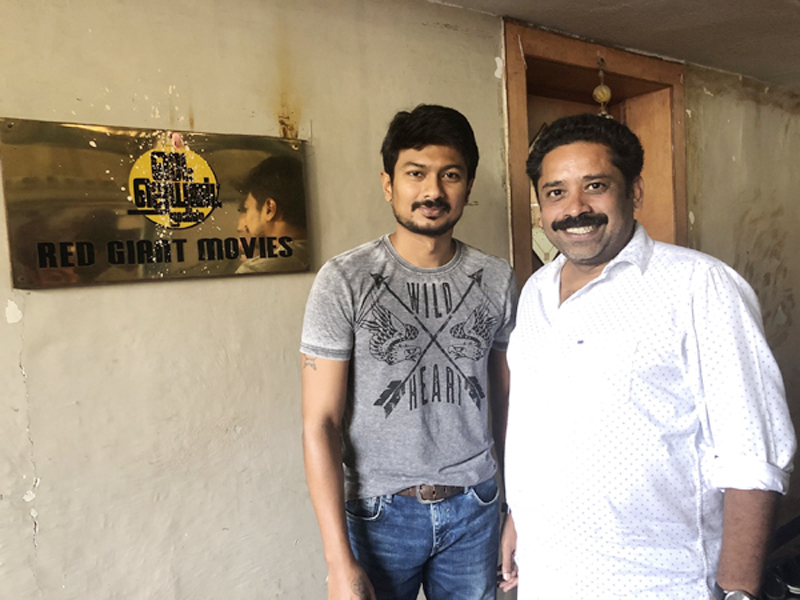 ఉదయనిధి స్వీయ నిర్మాణంలో కొత్త సినిమా | Udhayanidhi Stalin signs Seenu ...