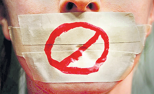 మీడియాపై ఆంక్షలు సబబా? | why restrictions on media, writes Mangari ...