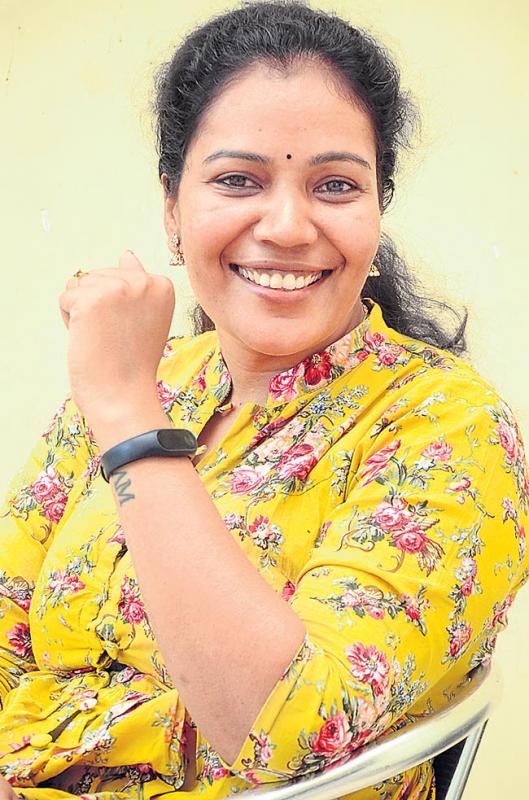 వర్మగారే నాకు స్ఫూర్తి | Raju Gadu Movie Director Sanjana Reddy ...