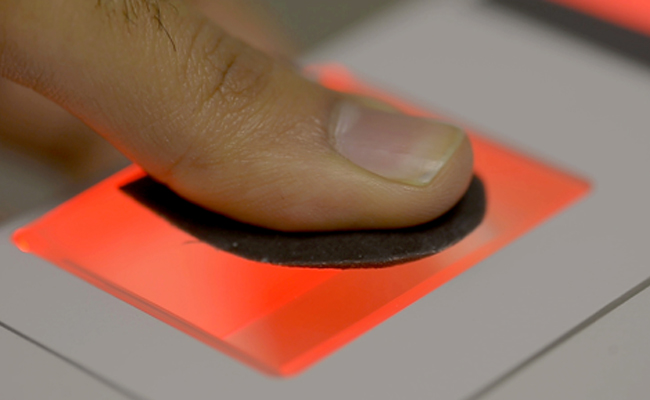 నకిలీ వేలిముద్రల స్కాంలో కొత్త కోణం | New twist In Fake Fingerprint ...