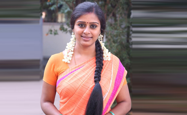 ఎలాంటి పాత్రనైనా చేస్తా.. | Latha Rao Statement On Her Characters In ...