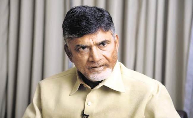రజకుల్ని బాదిపడేస్తున్న బాబు | Article On Chandrababu Showing ...