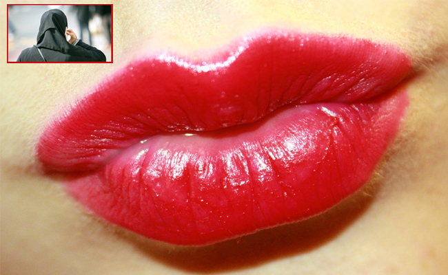 ముద్దు ఎంత పని చేసింది... | ITI student wearing burqa to win promised ...