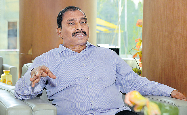 బ్రిటన్‌ ఎంపీ.. బిహార్‌ ఎమ్మెల్యే | Madhava Reddy Special Interview on ...