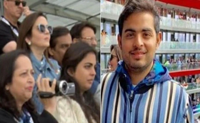 సందడి చేసిన అంబానీ కుటుంబం | World Cup 2019: Nita Ambani With Kids ...