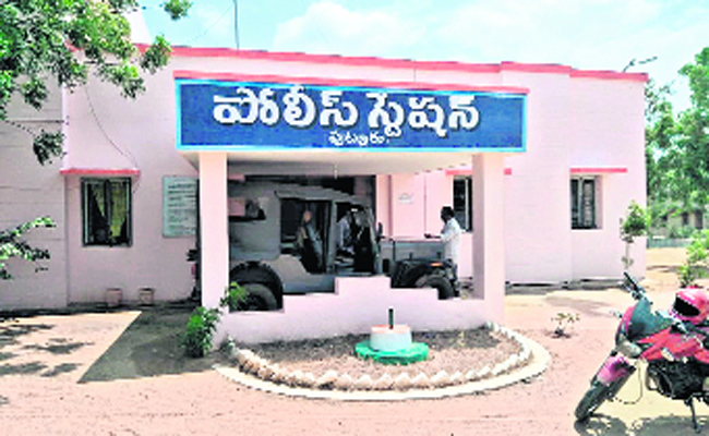 పుట్లూరు పోలీస్‌స్టేషన్‌కు జాతీయ గుర్తింపు | National Identity for ...