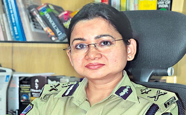 మగవాళ్లూ తెలుసుకోవాలి | Mens Need To Understand The Laws That Protect ...