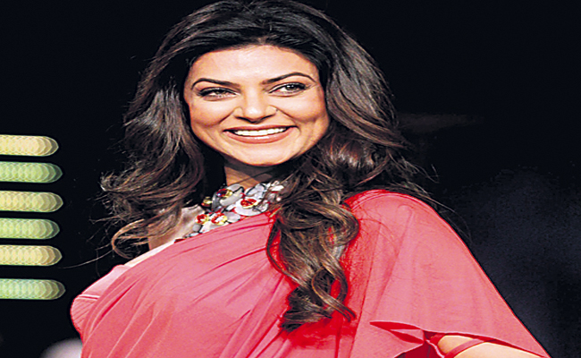 పదేళ్ల తర్వాత | Sushmita Sen to make her digital debut with web series Aarya | Sakshi
