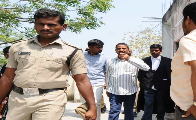 ప్రణయ్‌ హత్య కేసు 23కు వాయిదా | Pranay Murder Case Trial Adjourned To ...