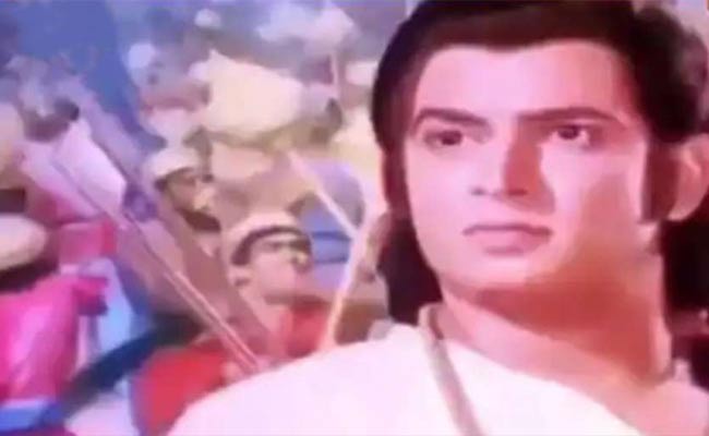 రామాయణంపై మిమ్స్‌.. నటుడిపై నెటిజన్ల ఫైర్‌ | Karanvir Bohra Shares a ...