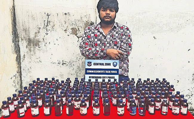 ఆ రెండూ దొరక్కపోవడంతో... | Drug Addict Use Cough Syrup in Hyderabad ...