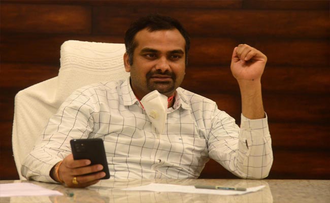 ఎంతో చూశా.. చేశా | Khammam Collector RV Karnan Interview With Sakshi ...