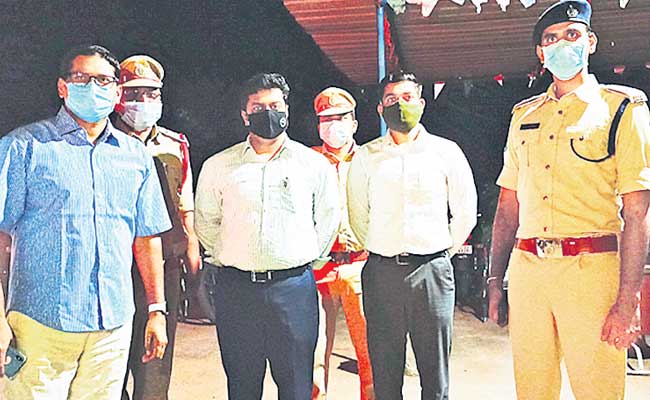పక్కా వ్యూహంతో ముందుకు.. | IG Nagi Reddy Visited Police Stations In ...