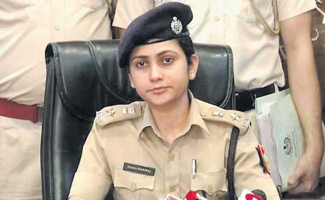 శాంతి పావురం | Special Story About Monika Bhardwaj From Delhi Crime ...
