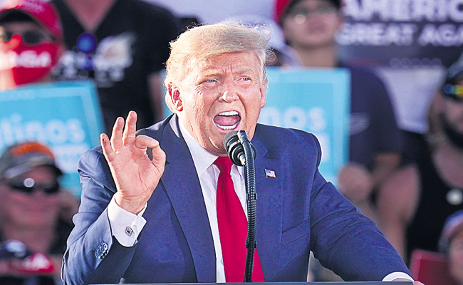 ఫౌచీ ఒక ఇడియట్‌: ట్రంప్ | Donald Trump Fires On American Epidemiologist ...