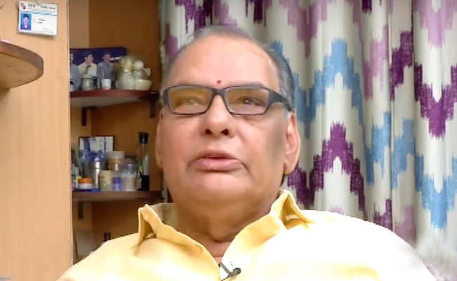 హీరో వరుణ్‌ సందేశ్‌ ఇంట విషాదం | Varun Sandesh Grand Father Jeedigunta ...