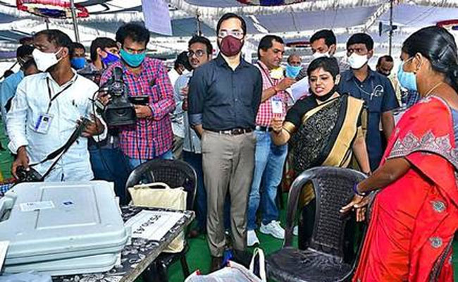 దుబ్బాక ఉపఎన్నిక కౌంటింగ్‌కు ఏర్పాట్లు పూర్తి | Complete Arrangements ...