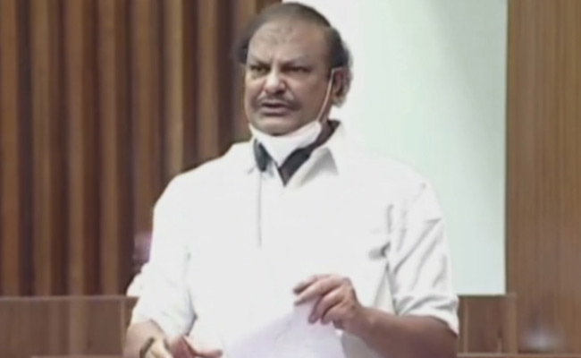 నివర్‌ తుఫాన్‌పై మండలిలో చర్చ | Challa Ramakrishna Reddy Talks In ...