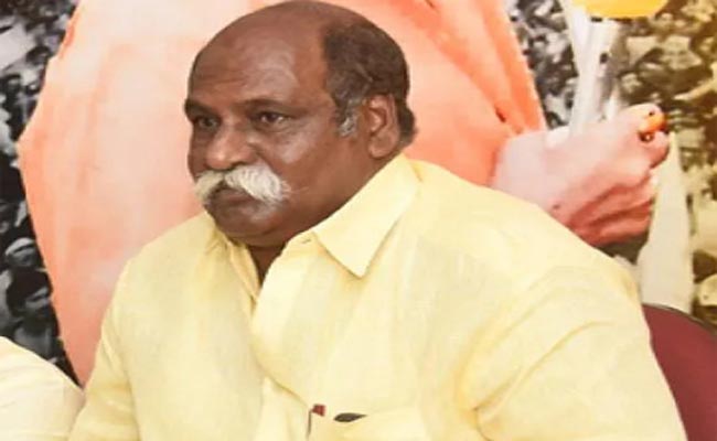 రెక్కలు విరిగి.. నకనకలాడిపోతున్న వెలగ కోడి | Story Of MLA Velagapudi ...