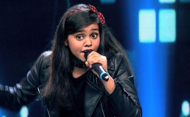తెలుగు లేడీ కిశోర్‌ కుమార్‌ | Indian Idol Shanmukhapriya Latest ...