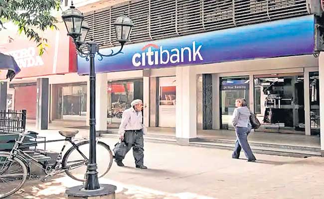 భారత్‌లో రిటైల్‌ బ్యాంకింగ్‌కు గుడ్‌బై! | Citibank to exit consumer ...