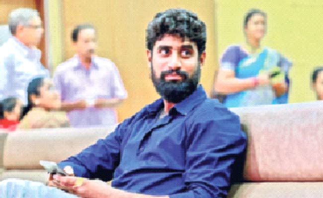 షార్ట్‌కట్‌ కథలు... వైజాగ్‌ డైరెక్టర్‌ వెండితెర కలలు | Special story On Young Director Sumanth ...