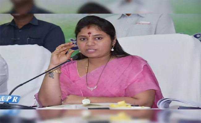 Andhra Pradesh Deputy CM Pushpa Srivani Comments On AP CM Jagan Good ...