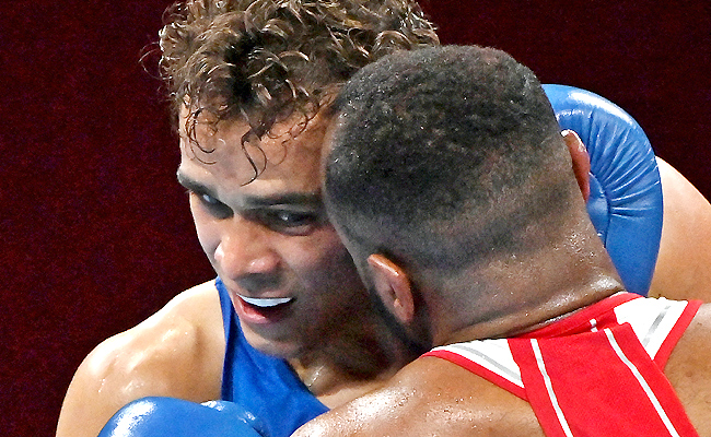 Tokyo Olympics: Boxer Attempts To Bite Opponent Ear, Video Viral On ...