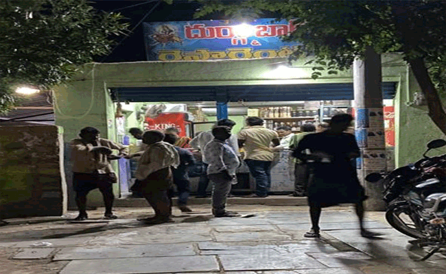 24 గంటలూ కిక్కు | Bars Are Charging More Price Than MRP Rate On Liquor ...