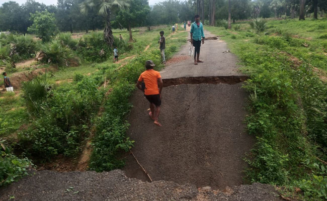 ఓరి భగవంతుడా .. ఇది మూన్నాళ్ల ముచ్చటేనా ! | Orissa: Bridge Damaged ...