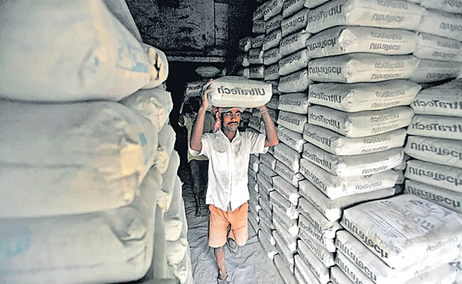 అ్రల్టాటెక్‌ లాభం రూ. 1,310 కోట్లు | UltraTech cement quarter on ...