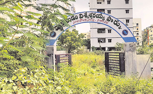 నిజాంపేట్‌ కార్పొరేషన్‌లో ఆహ్లాద కేంద్రాలు అస్తవ్యస్తం! | Nizampet ...