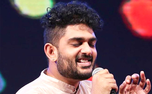Is Sid Sriram Debuting As Hero In Mani Ratnam Movie? Deets Inside - Sakshi
