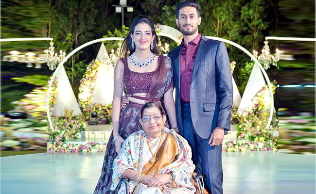 Singer Susheela Grand Daughter Shubashre Engagement Photos Goes Viral ...