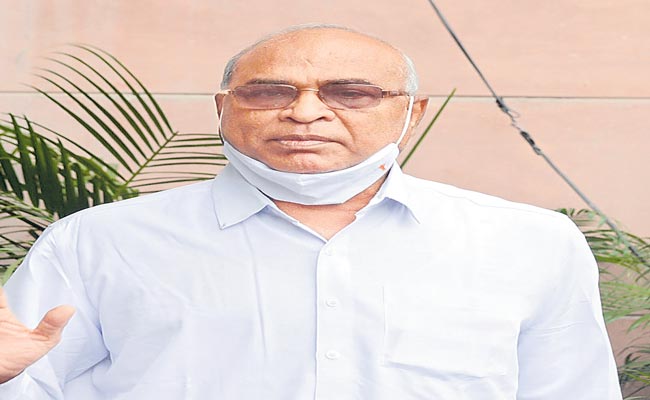 గాలిలో మేడ కట్టారు | Telangana: Chada Venkat Reddy Comments On Union ...