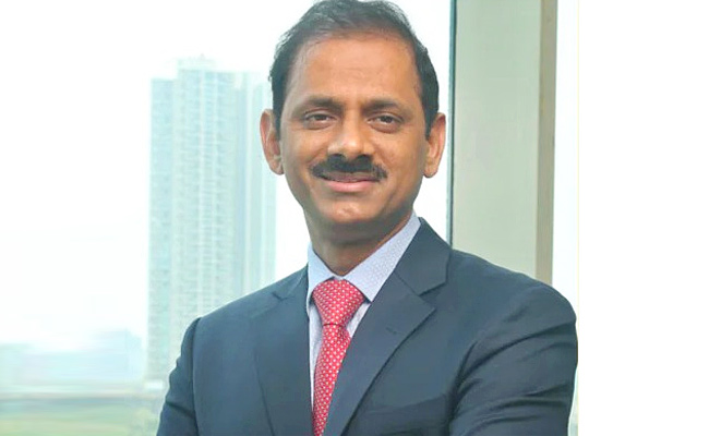 IDFC First Bank Chairman Vaidyanathan Gifted Rs 4 Crore Value Shares To ...