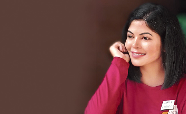 నటనరాని నుంచి నటనా 'రాణి' వరకు.. ఈ వెబ్ స్టార్ జర్నీ | Gandi Baat ...