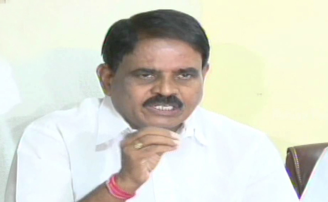 Palle Raghunath Reddy Sensational Comments on JC Prabhakar Reddy - Sakshi