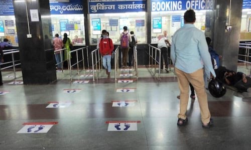 redBus Launches redRail App For Easy Train Booking - Sakshi