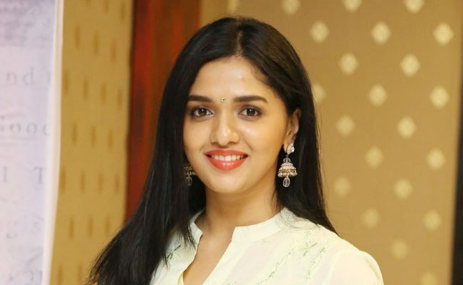 Actress Sunaina: Mass Entry At Regina New Movie, Deets Here - Sakshi