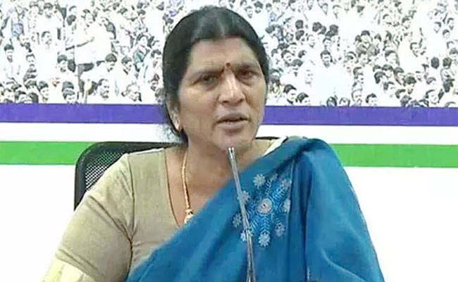 ఎన్టీఆర్‌ అభిమానుల కోరిక తీరింది.. | Lakshmi Parvathi Comments On The ...