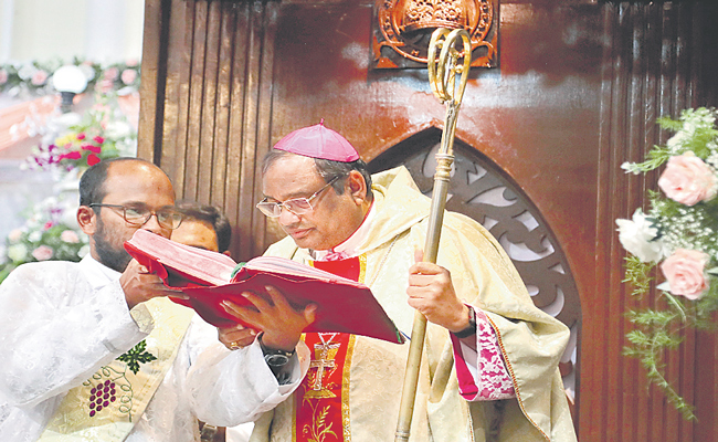 కార్డినల్‌గా పూల ఆంథోనీ | Pope Francis appoints Hyderabad Archbishop ...