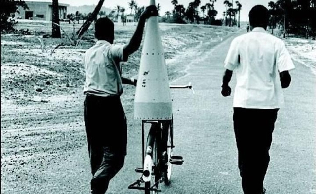 Azadi Ka Amrit Mahotsav: ISRO Launched First Sounding Rocket In 21 ...