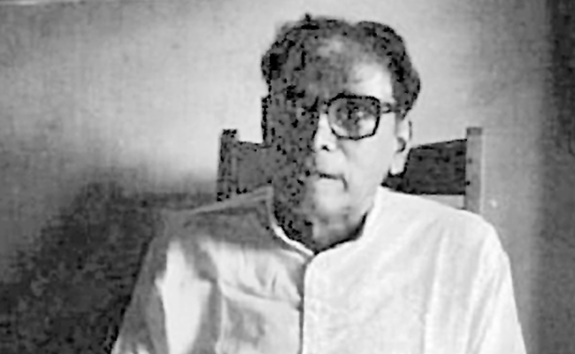 Azadi Ka Amrit Mahotsav: Freedom Fighter Kayyar Kinhanna Rai History In ...