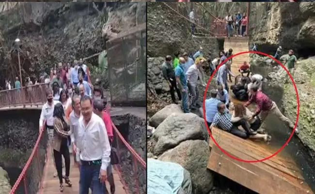 Mexico Bridge Collapse: Bridge Collapses Right after Being Inaugurated ...