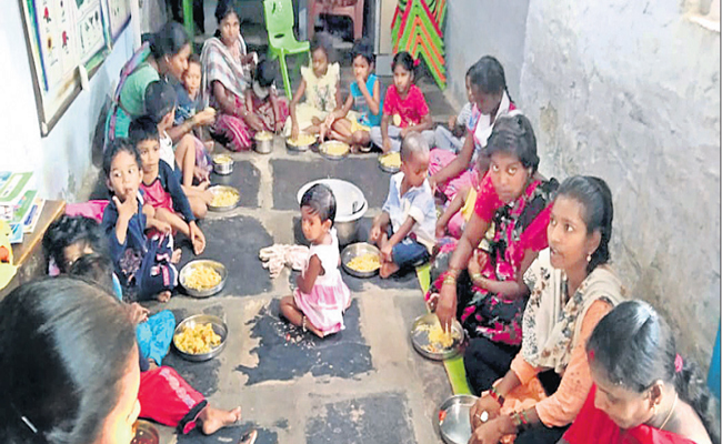 అమ్మకూ మధ్యాహ్న భోజనం | Andhra Pradesh: Mid Day Meals For Pregnant ...