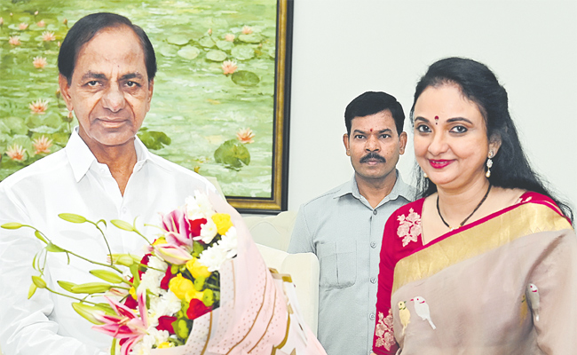 సంగీత నాటక అకాడమీ చైర్‌పర్సన్‌గా దీపికారెడ్డి | Deepika Reddy is new ...