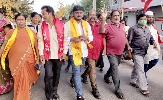 విజయవాడలో మళ్లీ కాల్‌మనీ కలకలం.. పోలీసుల సీరియస్‌ | Another Call Money ...